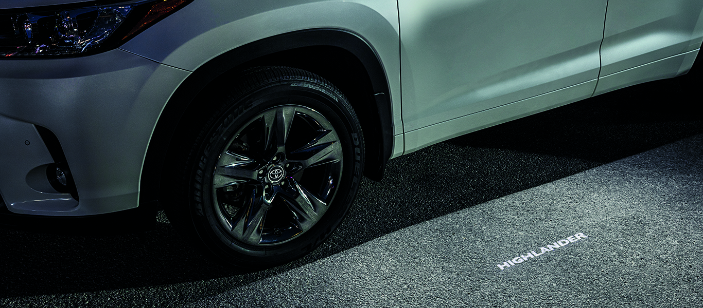 2019 Toyota Highlander Hybrid | BuyaToyota.com